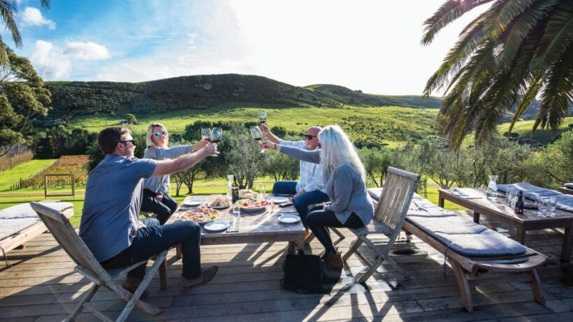 Waiheke Island Gourmet Food and Wine Tour with Platter Lunch - The Sum Up