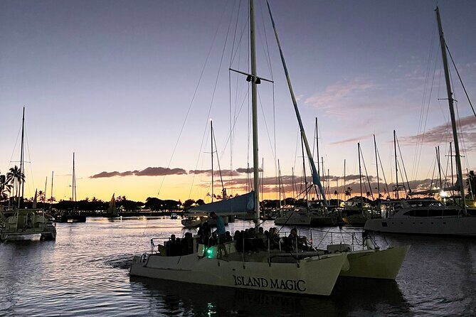 Waikiki Beach Catamaran Friday Night Fireworks Tour - Practical tips for booking and enjoying