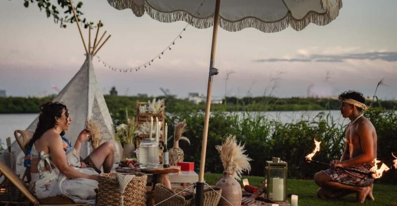 Waikiki : Beach Picnic with Professional Photography! - Authentic Experience: What Travelers Say