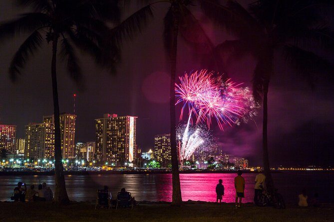 Waikiki Fireworks Dinner Cruise: Sail & Sparkle on Friday Nights - FAQs