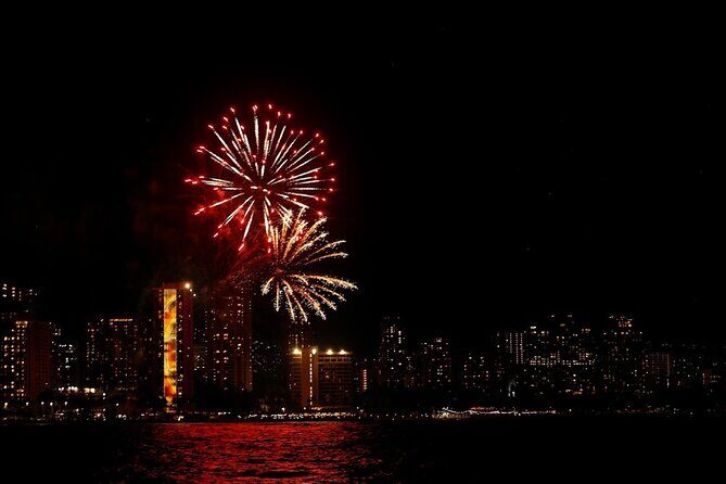 Waikiki Friday Fireworks Boat Cruise from Oahu - Who Should Book This Tour?