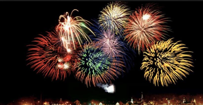 Waikiki: Friday Night Fireworks Catamaran Sail - An In-Depth Look at the Waikiki Fireworks Catamaran Experience