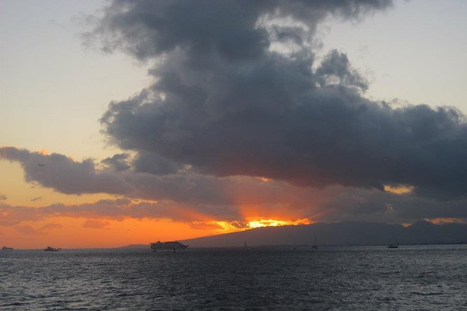 Waikiki Sunset Cocktail Cruise Including Drinks and Appetizers - The Experience: What Travelers Say