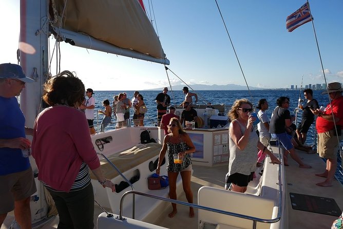 Waikiki Sunset Cocktail Sail with Open Bar - Who Should Consider This Tour?