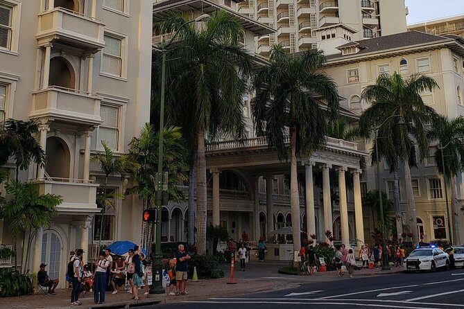 Waikiki Walking Tour, Treats, Free Video and Pics! - Who Will Love It