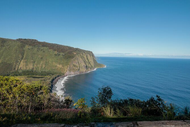 Waipio Valley, Hilo Waterfalls, Volcano and Black Sand Beach - FAQ