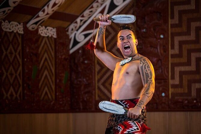 Waitomo Glow Worm Caves & Te Puia (Rotorua) Private Tour - Key Points
