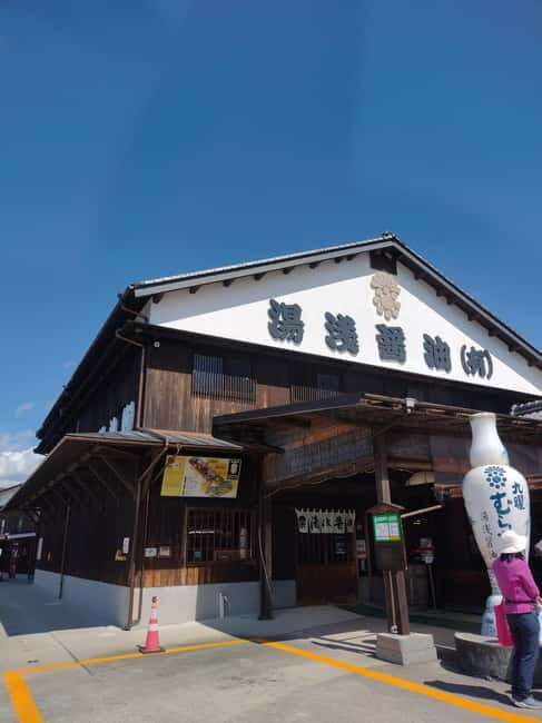 Wakayama: Yuasa, Traditional Town and Shoyu Experience Tour - Key Points