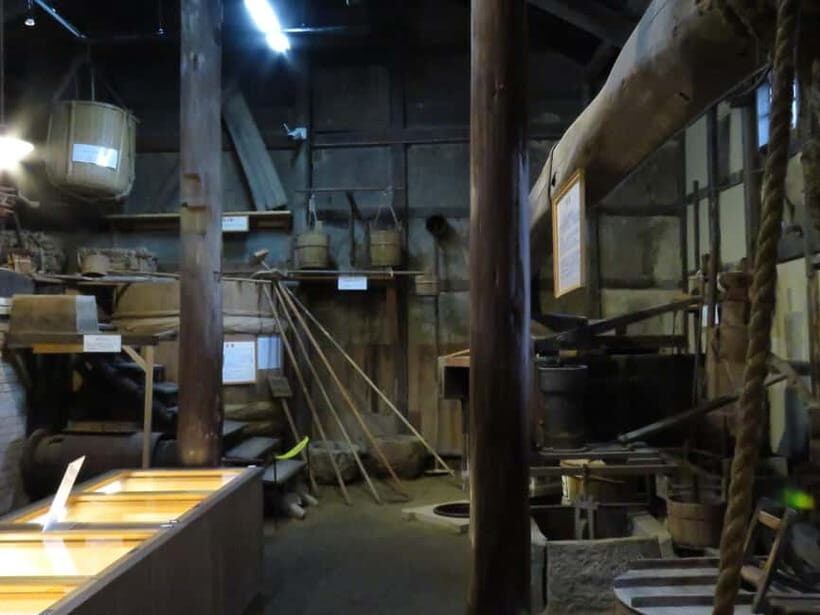Wakayama: Yuasa, Traditional Town and Shoyu Experience Tour - Discovering Yuasa: The Heart of Soy Sauce History