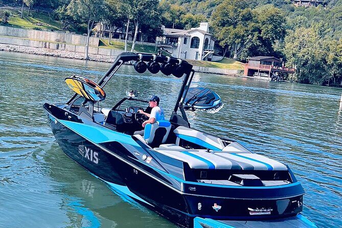 Wakesurf Boat Rental  Surf, Ski, Wakeboard & Tube on Lake Austin - Key Points