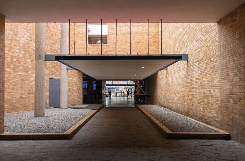 Walk around UNAM campus, a UNESCO World Heritage Site - Architectural Highlights