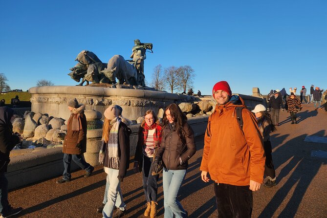 Walk & Ferry: Copenhagen Highlights + Change of Guards Finale - Who Will Love This Tour?