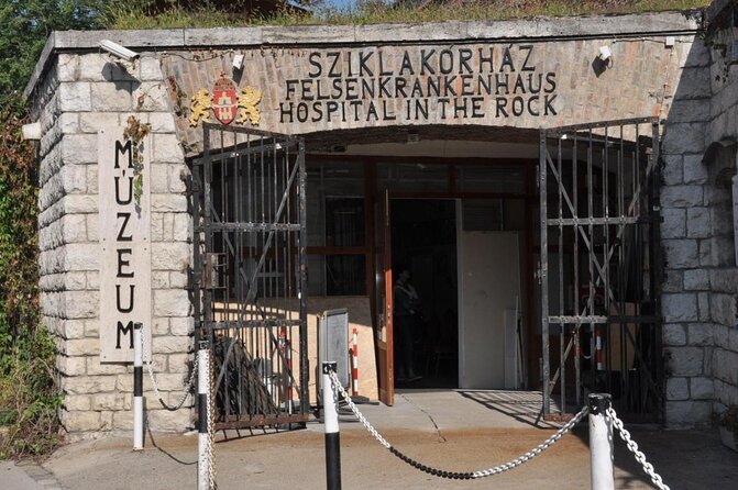 Walk in Buda With Hospital in the Rock Underground Cave Visit - Visiting Matthias Church