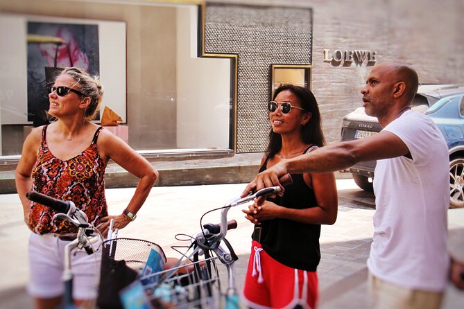 Walk or Bike- tour with Professional photoshoot - What Makes This Tour Stand Out