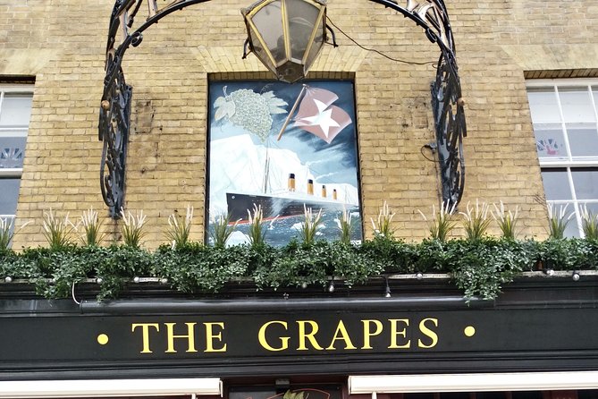 Walk the Secrets of the Titanic - Who Should Consider This Tour?