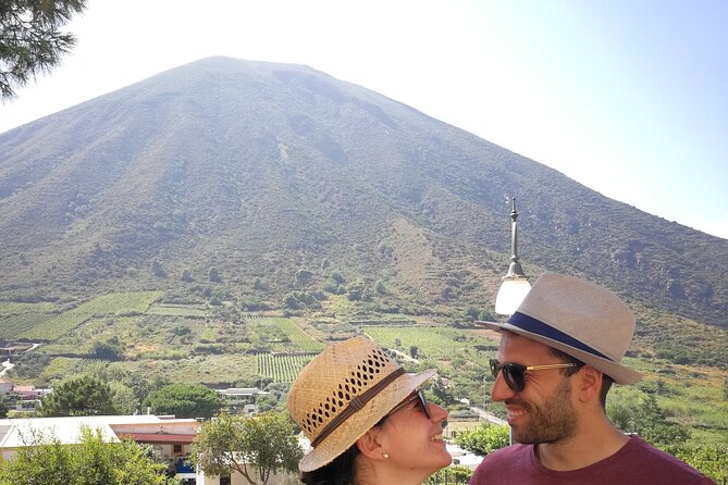 Walk through vineyards, breathtaking views and flavors of Salina - Walk through vineyards, breathtaking views and flavors of Salina