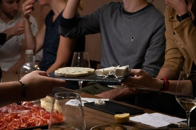 Walk to the market Wine brunch - Who It’s Best For