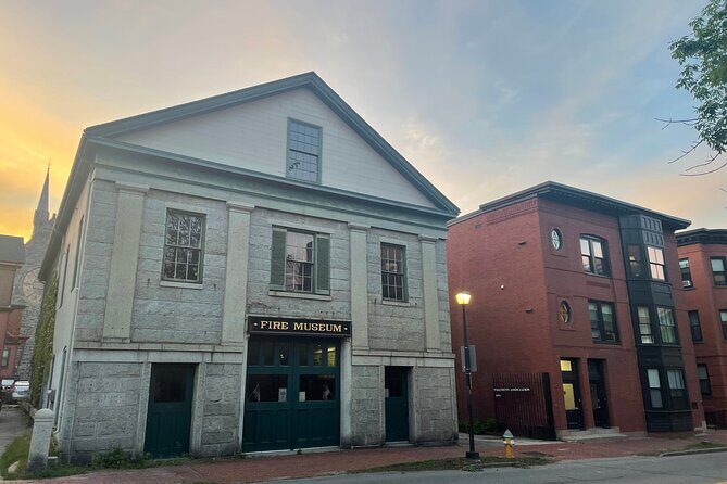 Walk With Ghosts in Portland - Who Should Book This Tour?