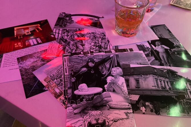 Walk with Spirits: A Haunted Pub Crawl in San Francisco - The Atmosphere