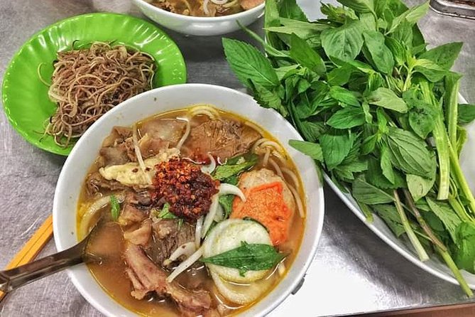 Walking Food Tour With Accommodation Pick Up - Breaking Down the Experience