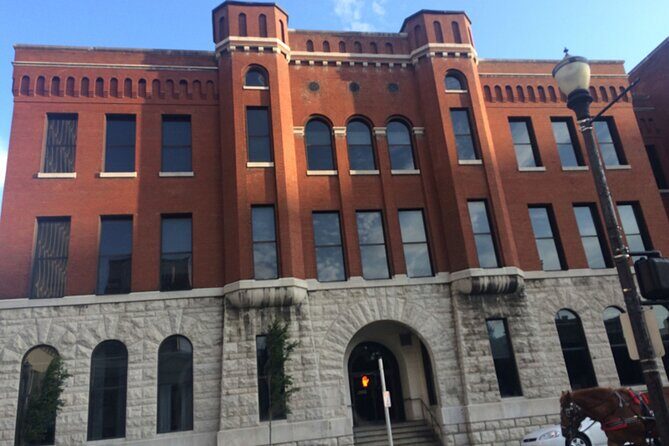 Walking Ghost Tour in Louisville - A Closer Look at the Louisville Ghost Tour Experience