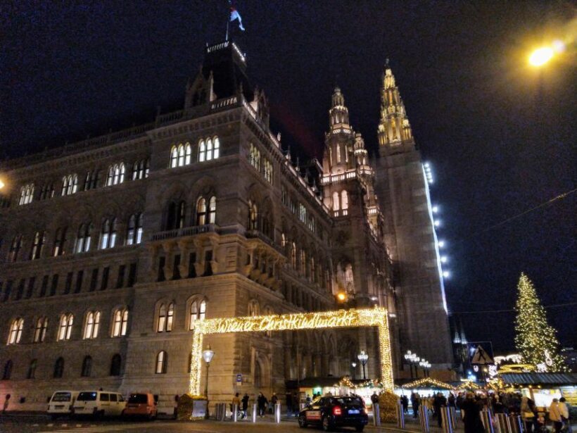 Walking on the historical trail of Viennese Christmas Trees - Walking on the Historical Trail of Viennese Christmas Trees