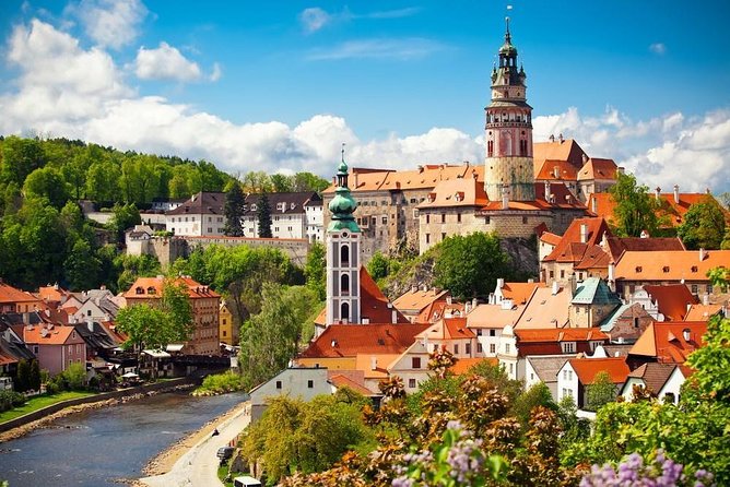 Walking private guided tour in Cesky Krumlov with local certified guide - Exploring Cesky Krumlov: A Closer Look at the Experience