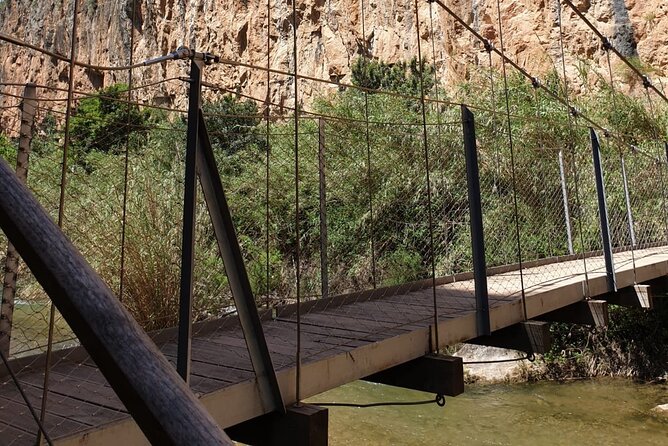 Walking the Famous Hanging Bridges of Chulilla - OFFICIAL GUIDE - About the Tour Guides