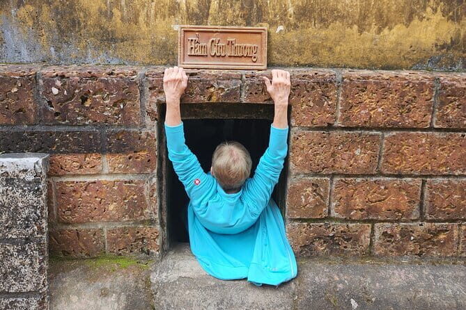 WALKING Through HISTORY at KY ANH TUNNELS & CHAM RUIN SANCTUARY - Key Points