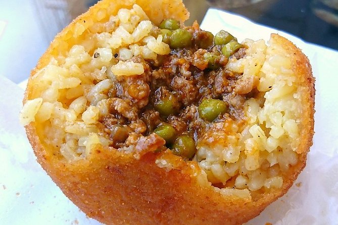 Walking Tour and street food Tour Palermo / History and Food - The Group Experience and Timing