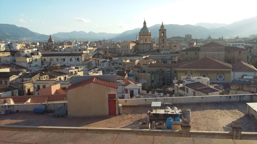 Walking Tour and typical Lunch in a private charming home - A Deep Dive into Palermo’s Secrets and Flavors