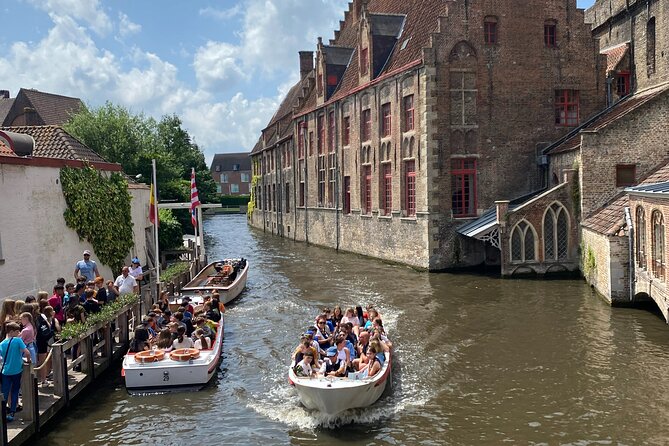 Walking Tour Bruges: Exciting Stories, Mysteries, People - Navigating the Tour With Ease and Accessibility