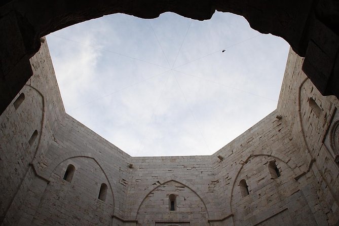 Walking tour Castel del Monte Unesco site - Who Will Love This Tour?