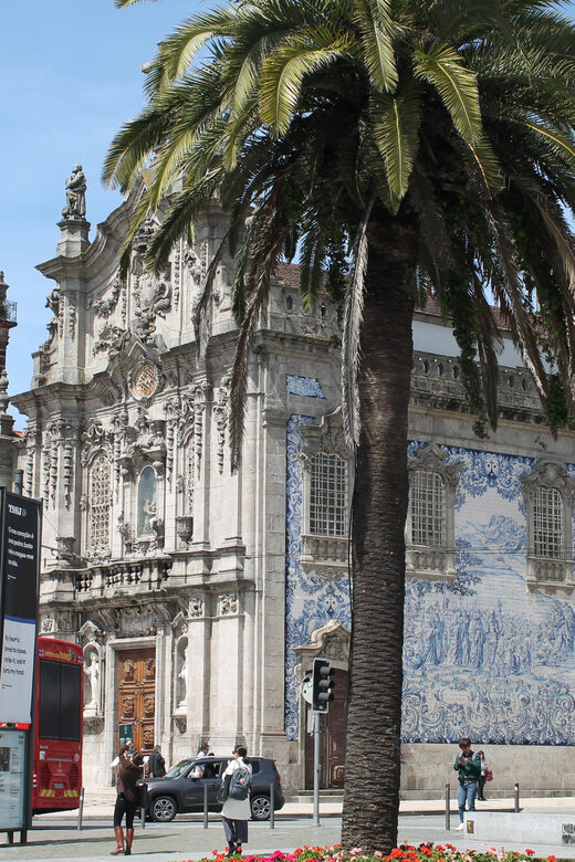 Walking tour discover Porto's center in German (max. 12 pax) - The Sum Up
