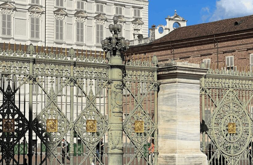 Walking tour experience in Turin: history, legends and tales - The Sum Up