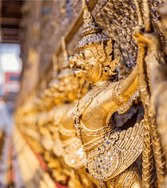 Walking tour Grand Palace, Emerald Buddha and Wat Pho - The Sum Up
