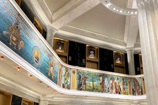 Walking Tour: Historic Chicago Pubs in River North and the Loop - The Practicalities