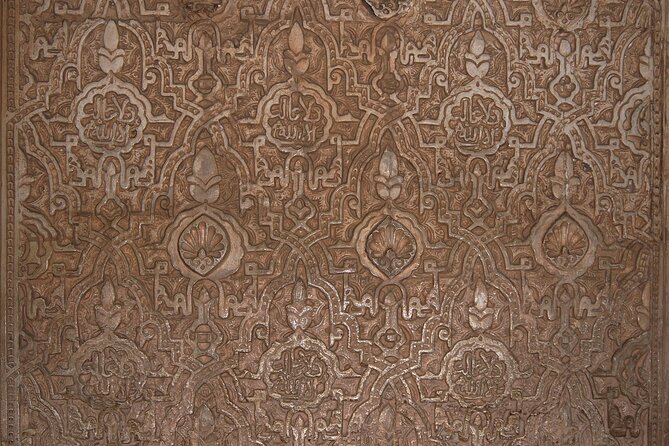 Walking tour in Alhambra, Nasrid Palaces and Generalife - FAQs