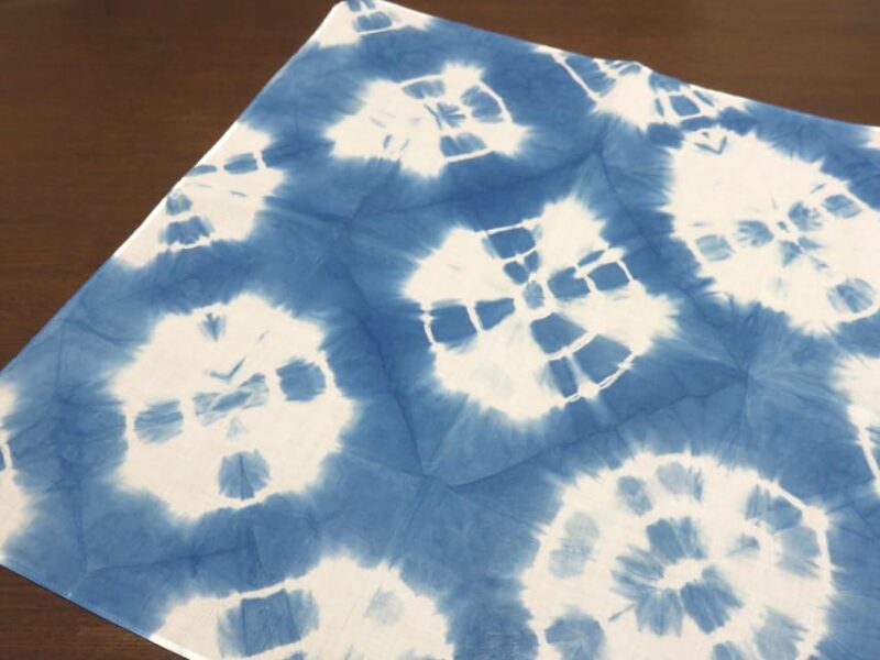 Walking Tour in Himeji : Castle, Garden and Indigo Dyeing - Includes