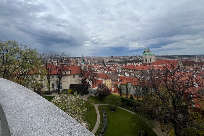 Walking Tour in Prague Castle complex by Czechoslovak Local - Practical Tips