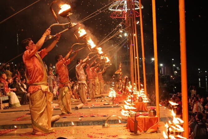 Walking tour in Varanasi along the ghats (riverbank) in Morning - FAQ