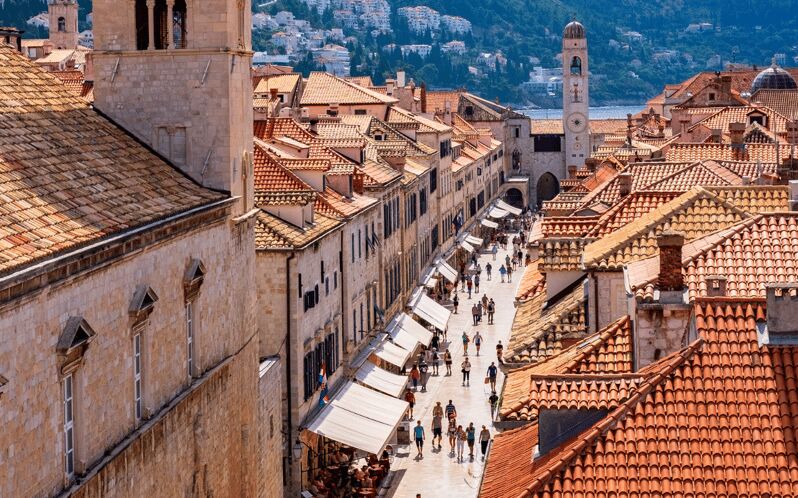 Walking tour of Dubrovnik with transport from Budva - A Scenic Journey to the Historic Heart of Dubrovnik