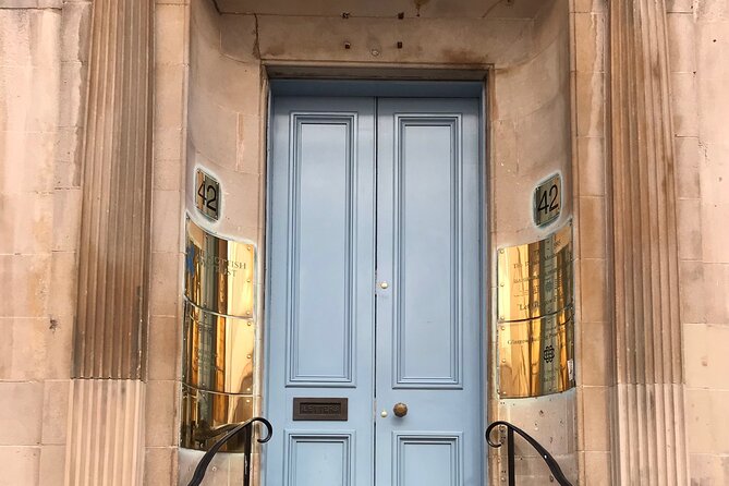 Walking Tour of Glasgow - Historical Themes and Highlights