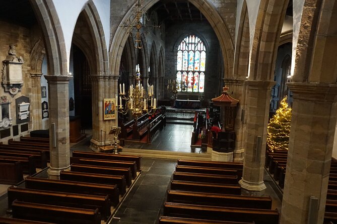 Walking Tour of Lancaster - Execution Slavery Industry - Engaging Storytelling by the Local Guide