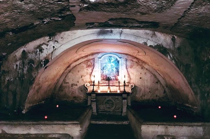 Walking Tour of Naples Old Town With Expert Guide - Tour Logistics and Accessibility