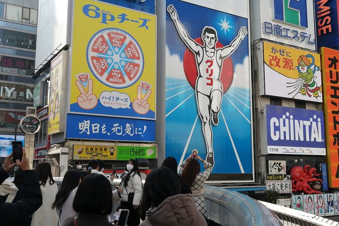 Walking Tour of Osakas 5 Must-See Sights, With Ramen for Lunch - Ramen Lunch and Local Cuisine Tasting