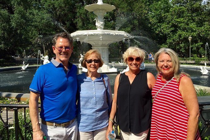 Walking Tour of Savannah's Historic District - Mercer Williams House & Mickve Israel Synagogue