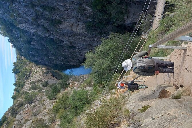 Walking Tour of the Hanging Bridges of Canyon De Turia and Chulilla Village - Transportation and Comfort