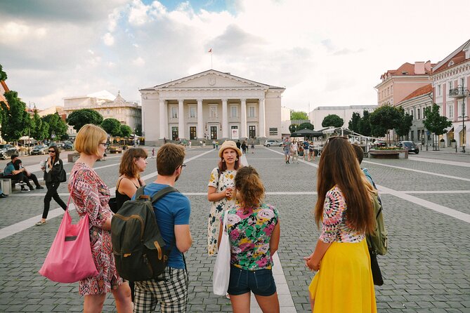 Walking Tour of Vilnius Old Town With Snacks - Indulging in Traditional Treats