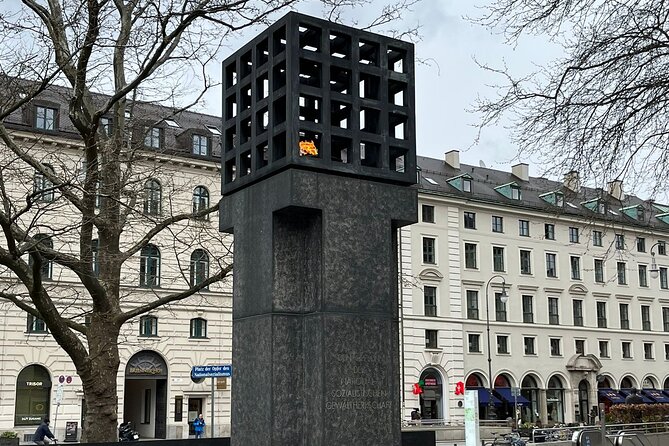 Walking Tour on Origins of Nazism in Munich - English - Exploring the Infamous Braunes Haus